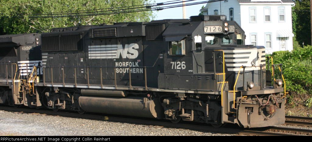 NS 7126